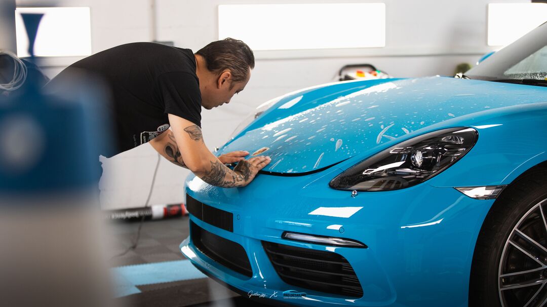 BFWIDE - BODYFENCE - Paint Protection Film - HEXIS Graphics