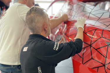 5 raisons de se former à la pose d'adhésif avec HEXIS - HEXIS Graphics